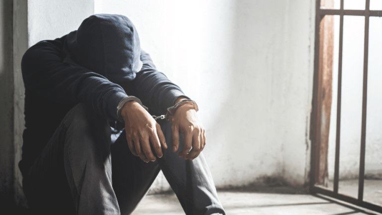 Deus pode Condenar o Homem? - Ilustração para sermões