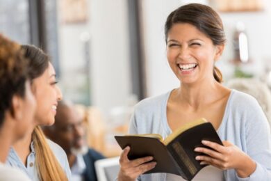 Quem foi Febe na bíblia: A história da Diaconisa da igreja primitiva