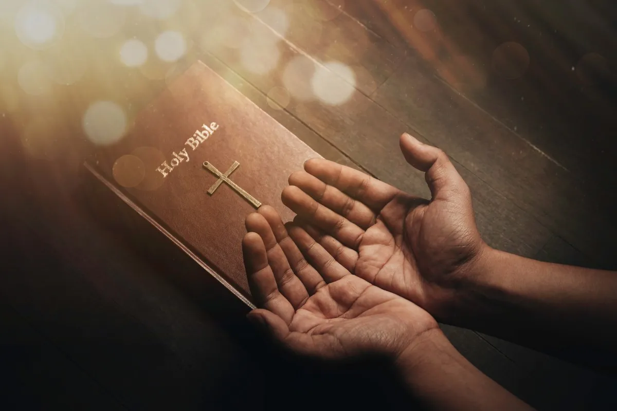 Gálatas 5:22 Significado e Explicação do "fruto do Espírito"