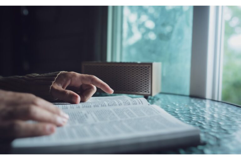 Salmos 2: Explicação Versículo por Versículo Significado