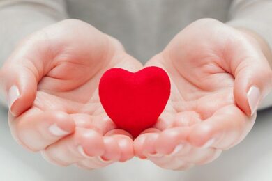 Amor fraternal: Significado, importância e exemplos do amor Phileo