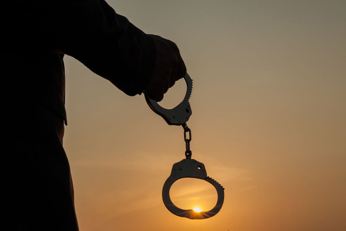 Atos 12:1-24 Explicação e Lições da libertação de Pedro da prisão